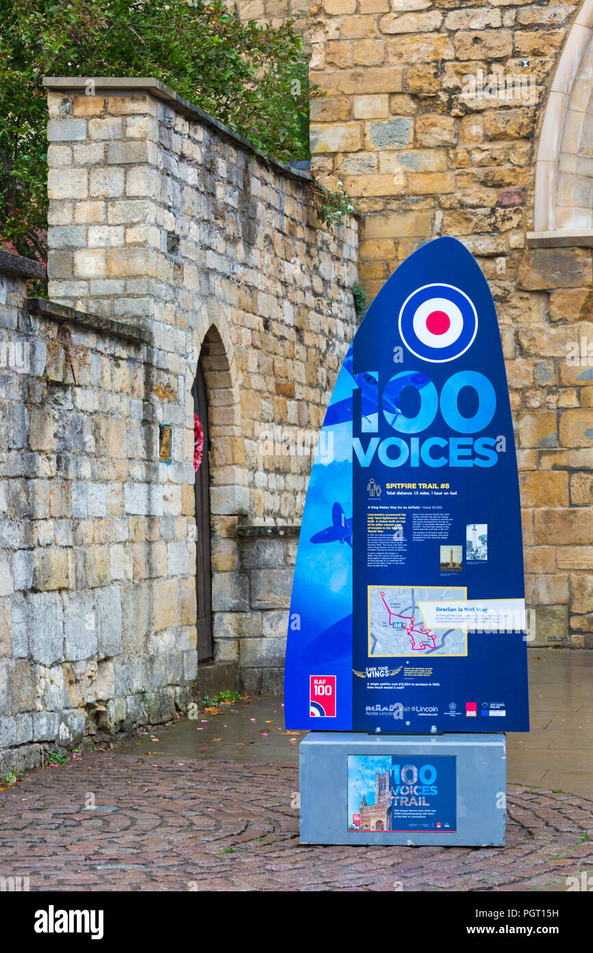 100 raf lincoln hi-res stock photography and images - Alamy