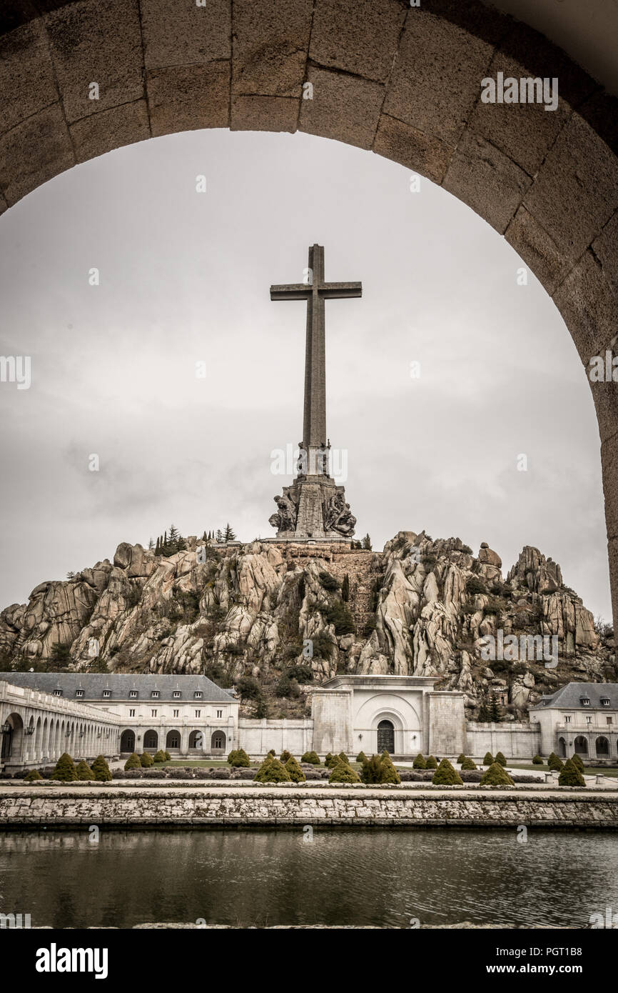 Francisco Franco mausoleum near Madrid to be turned into a place of ...