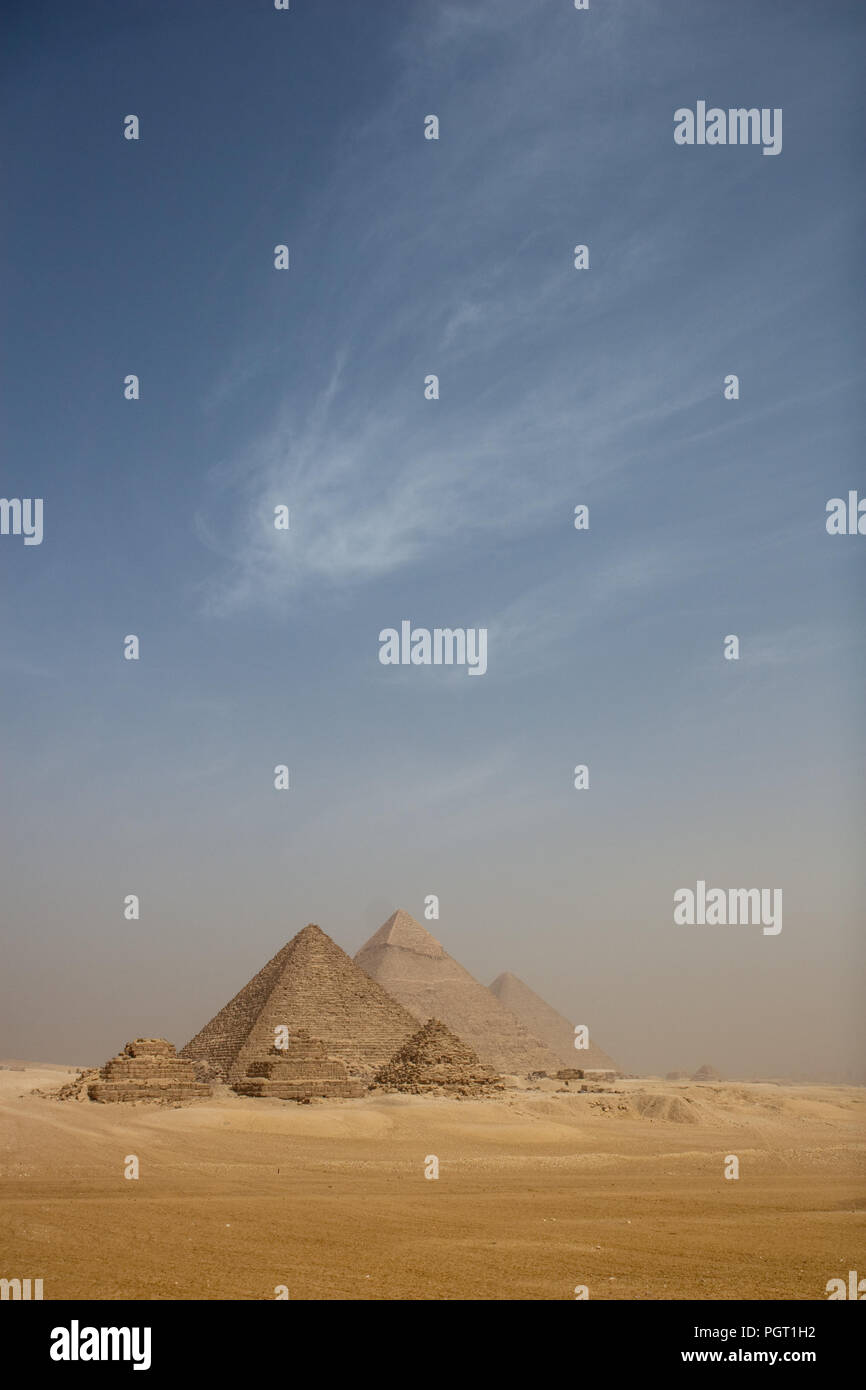 Stone platform tomb egypt hi-res stock photography and images - Alamy