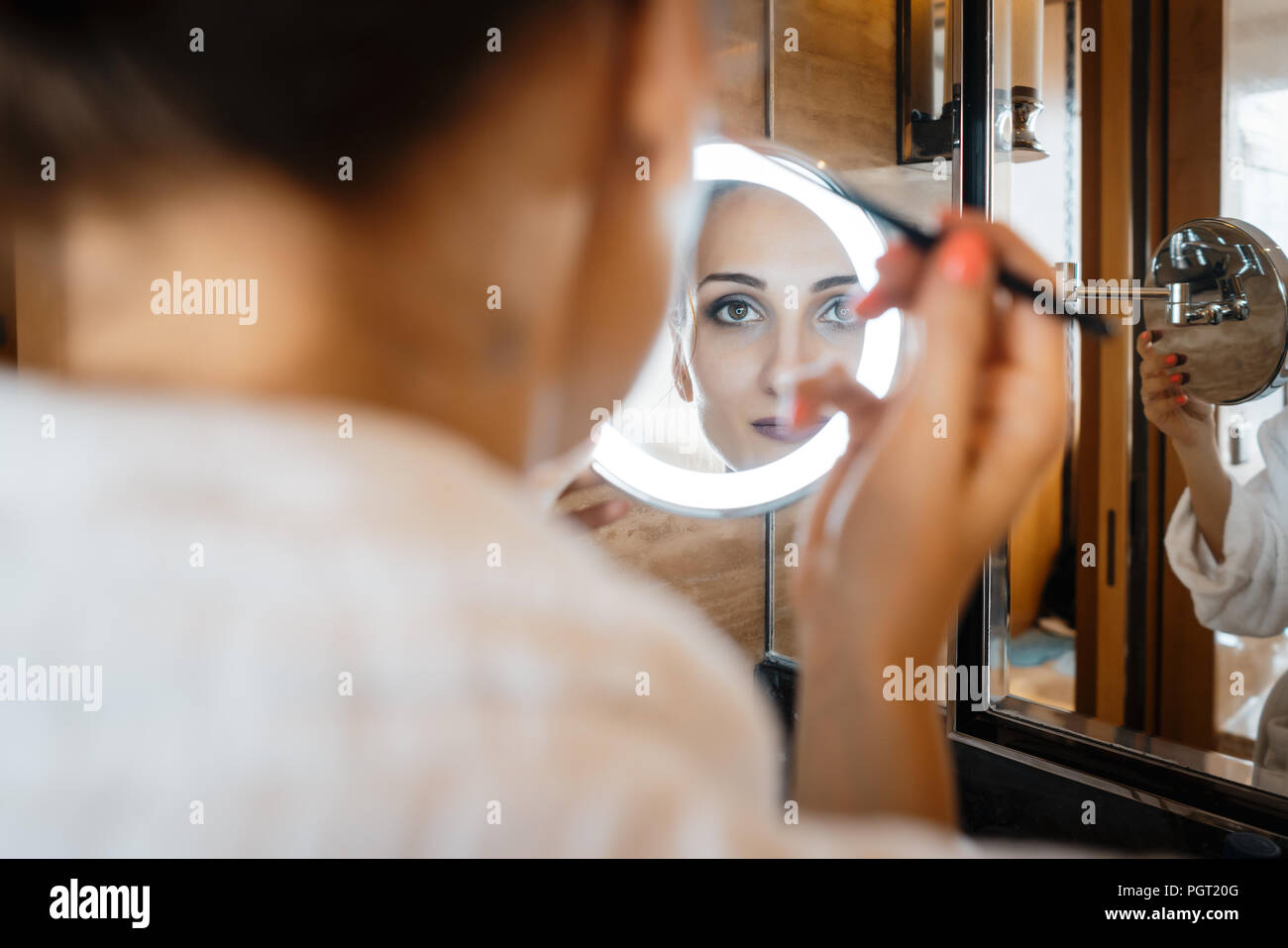 Hotel bathroom luxury marble hi-res stock photography and images - Alamy