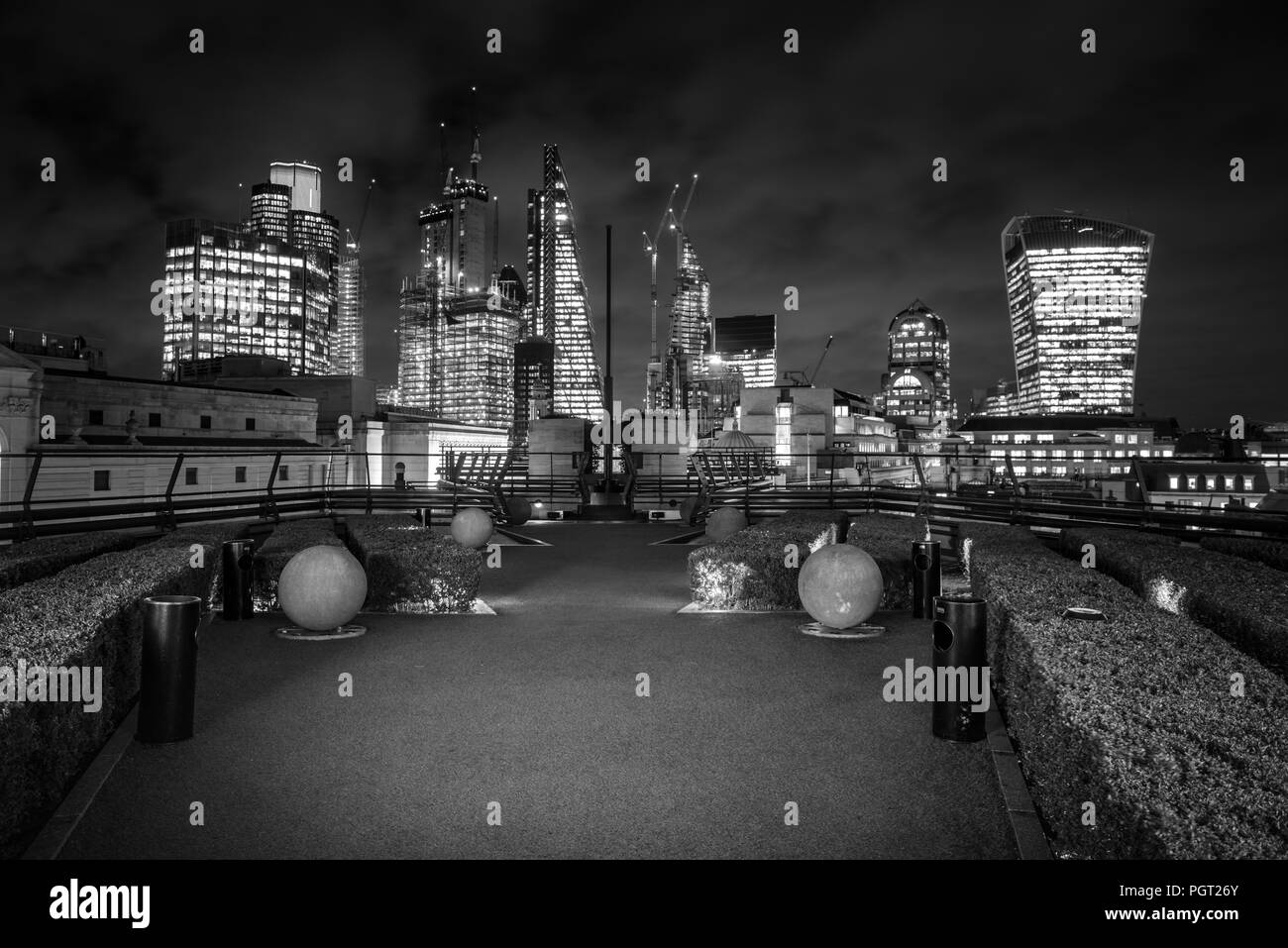 Roof garden gardens Black and White Stock Photos & Images - Alamy