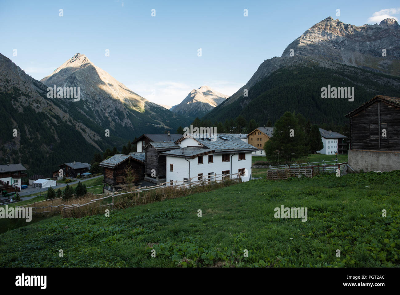Beautiful village in swiss alps hi-res stock photography and images - Alamy
