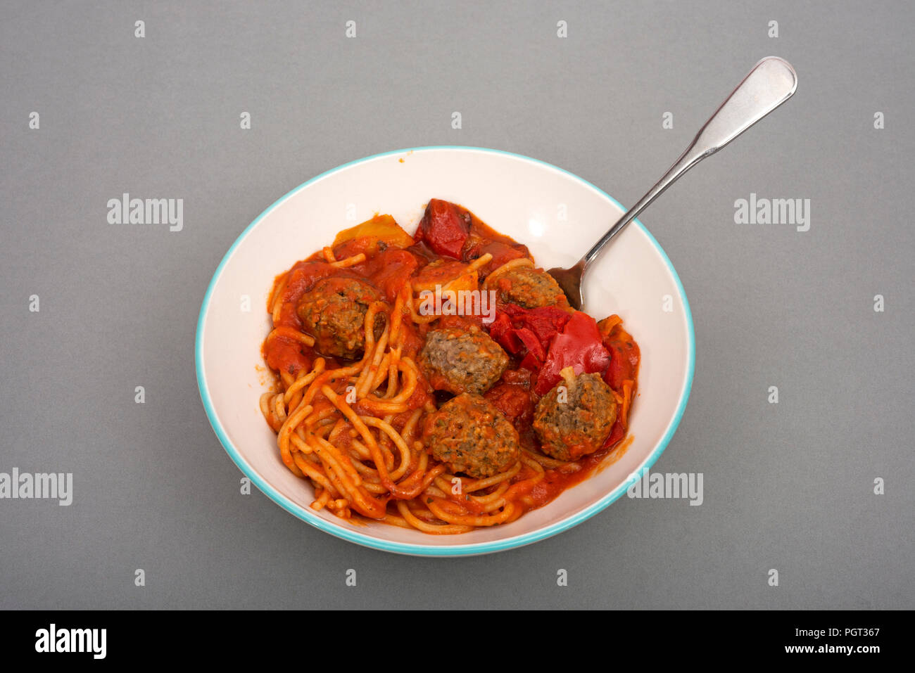 Co-op low fat spaghetti and meatballs Stock Photo - Alamy