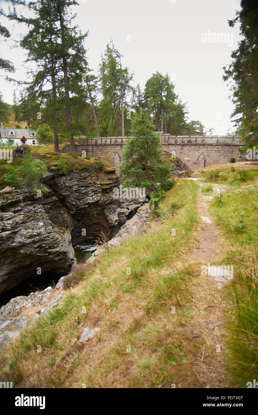 Linn of dee waterfall hi-res stock photography and images - Alamy