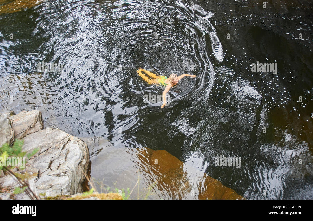 Wild swimming uk woman hi-res stock photography and images - Alamy