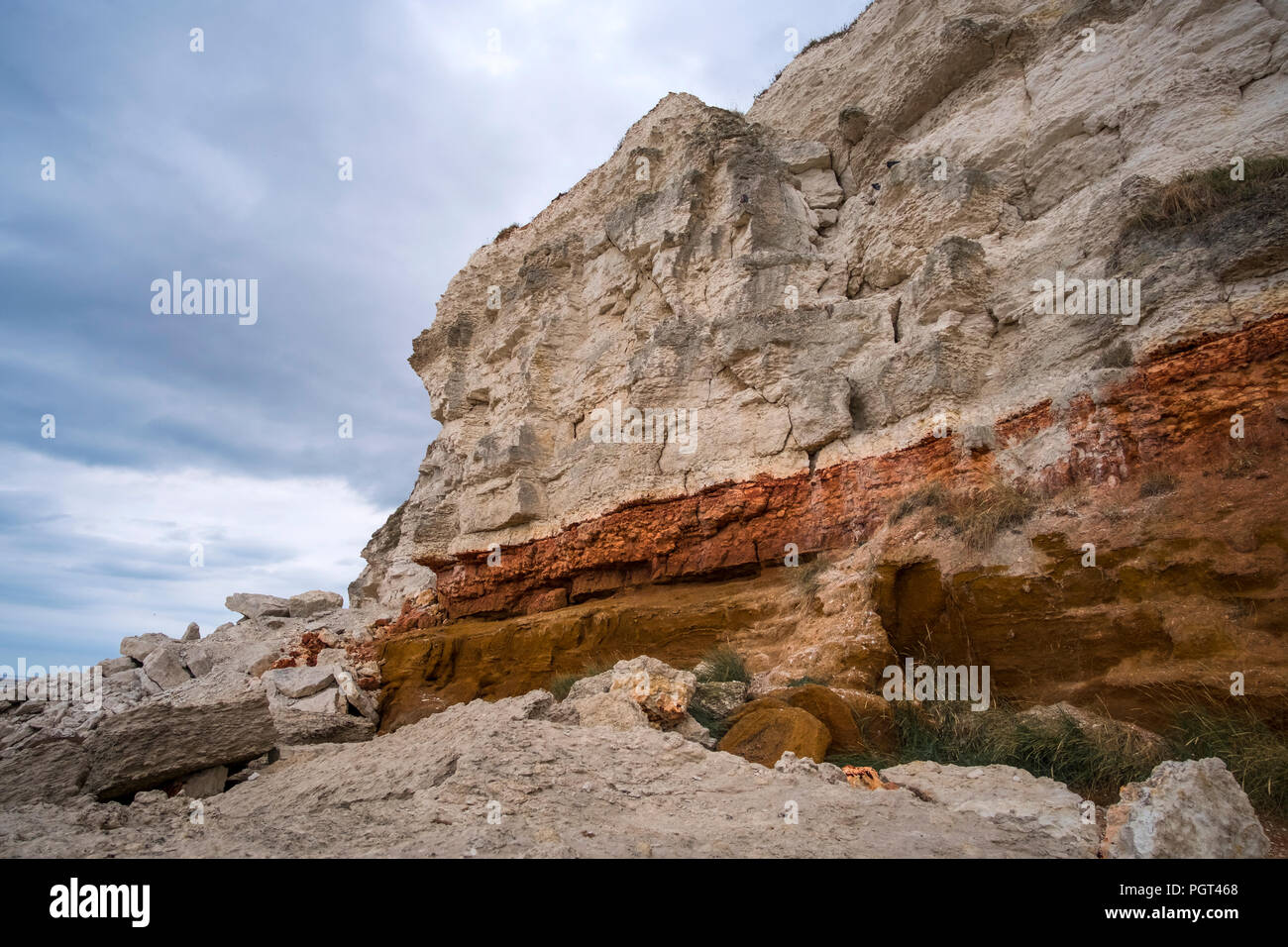 Sedimentary cliffs and rocks at Hunstanton, Norfolk, UK Stock Photo - Alamy