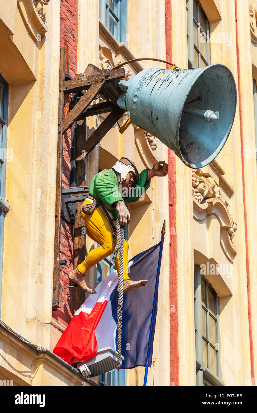 Medieval french flag hi-res stock photography and images - Alamy