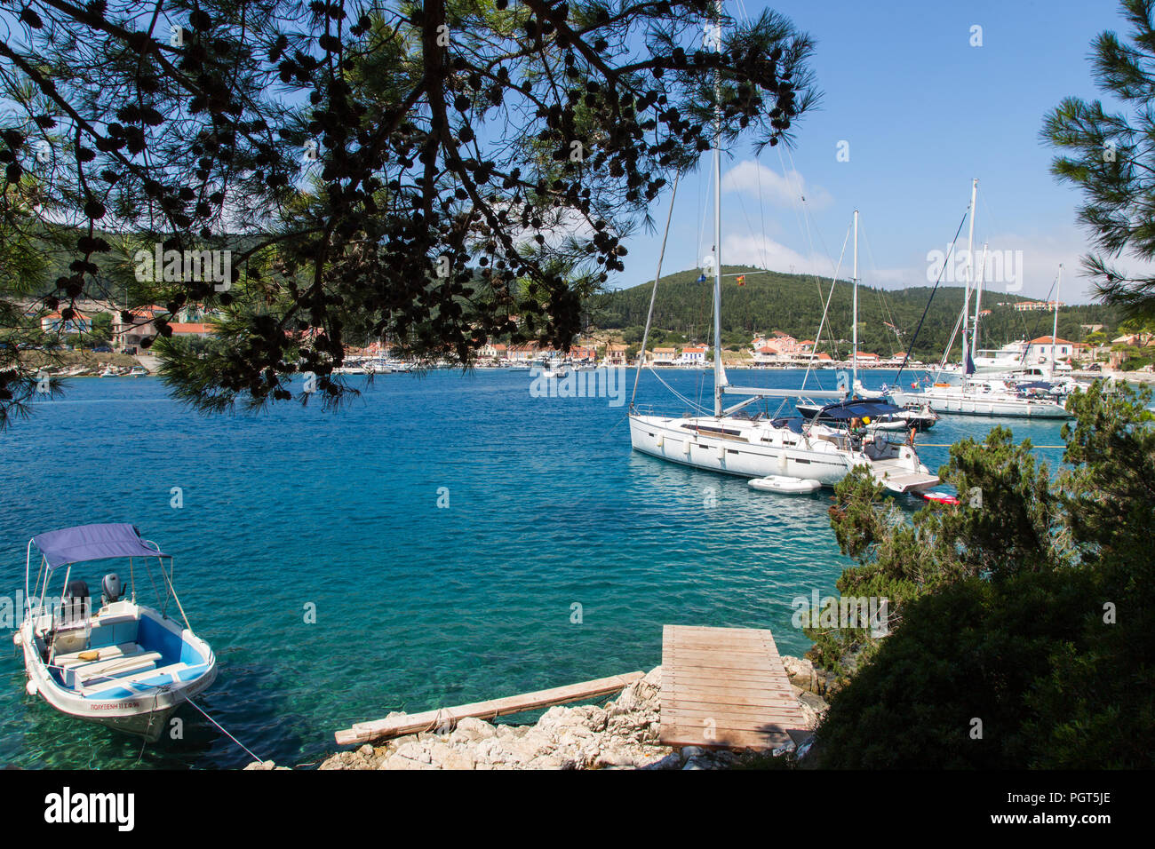 Flotilla of tourist boats hi-res stock photography and images - Alamy