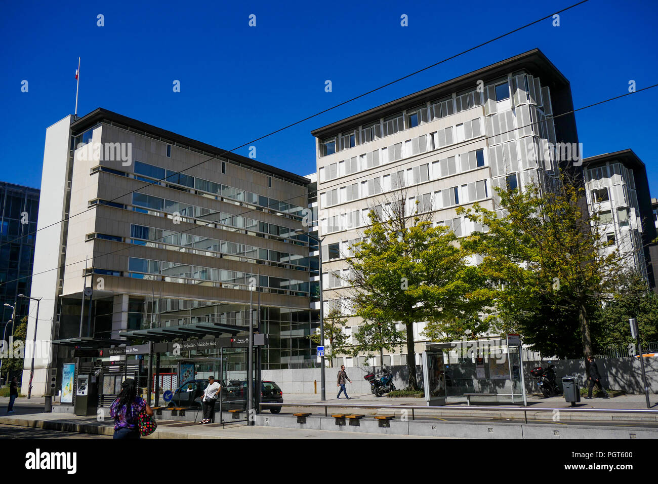Tribunal de district hi-res stock photography and images - Alamy