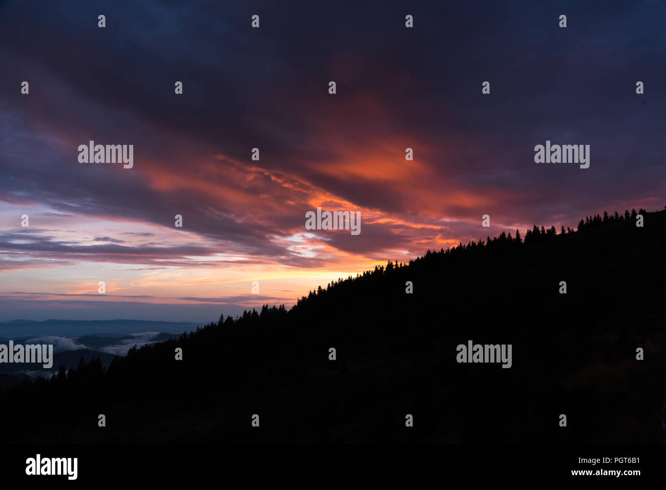 Siluet sunset hi-res stock photography and images - Alamy