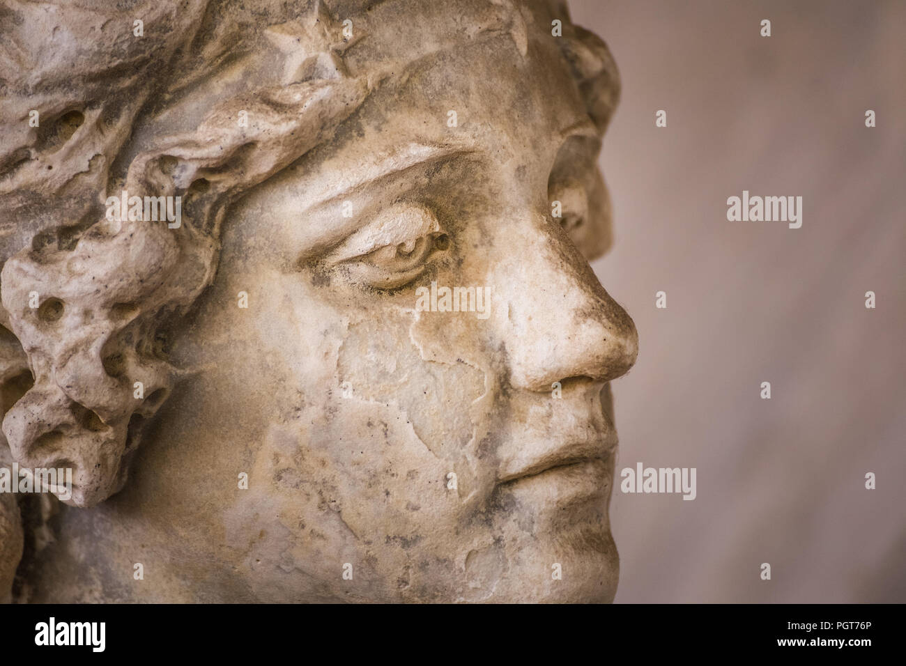 closeup of face of statue of angel Stock Photo - Alamy