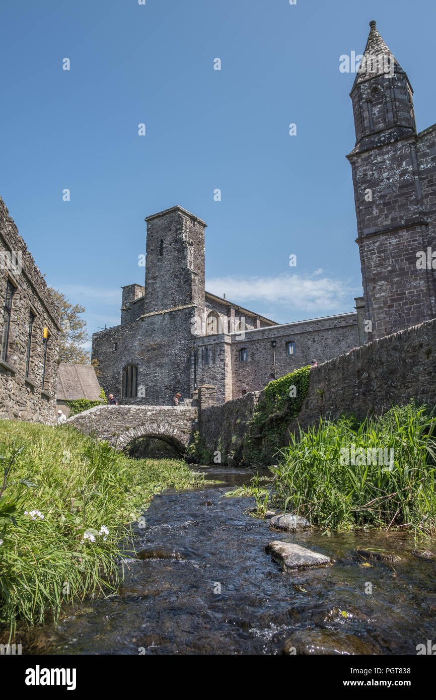 Welsh Cathedral High Resolution Stock Photography and Images - Alamy