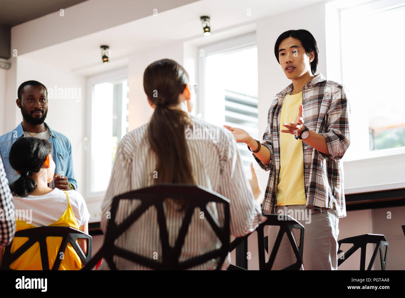 Emotional audience hi-res stock photography and images - Alamy