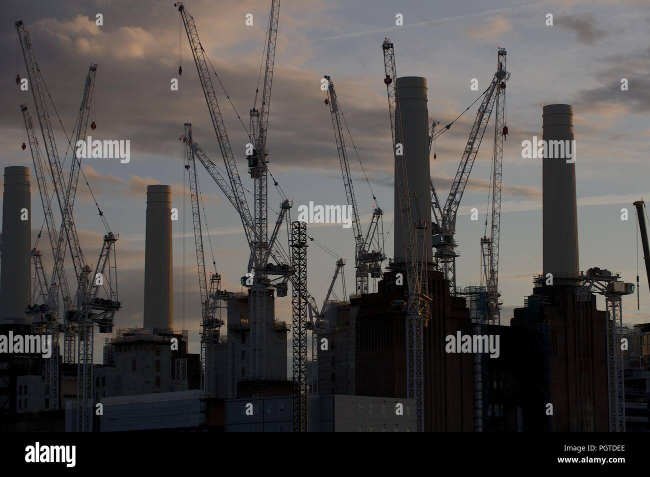 Battersea Power station Stock Photo - Alamy