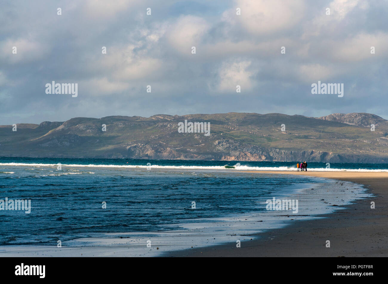 Narin Strand beach near Ardara, County Donegal, Ireland. Evening light ...