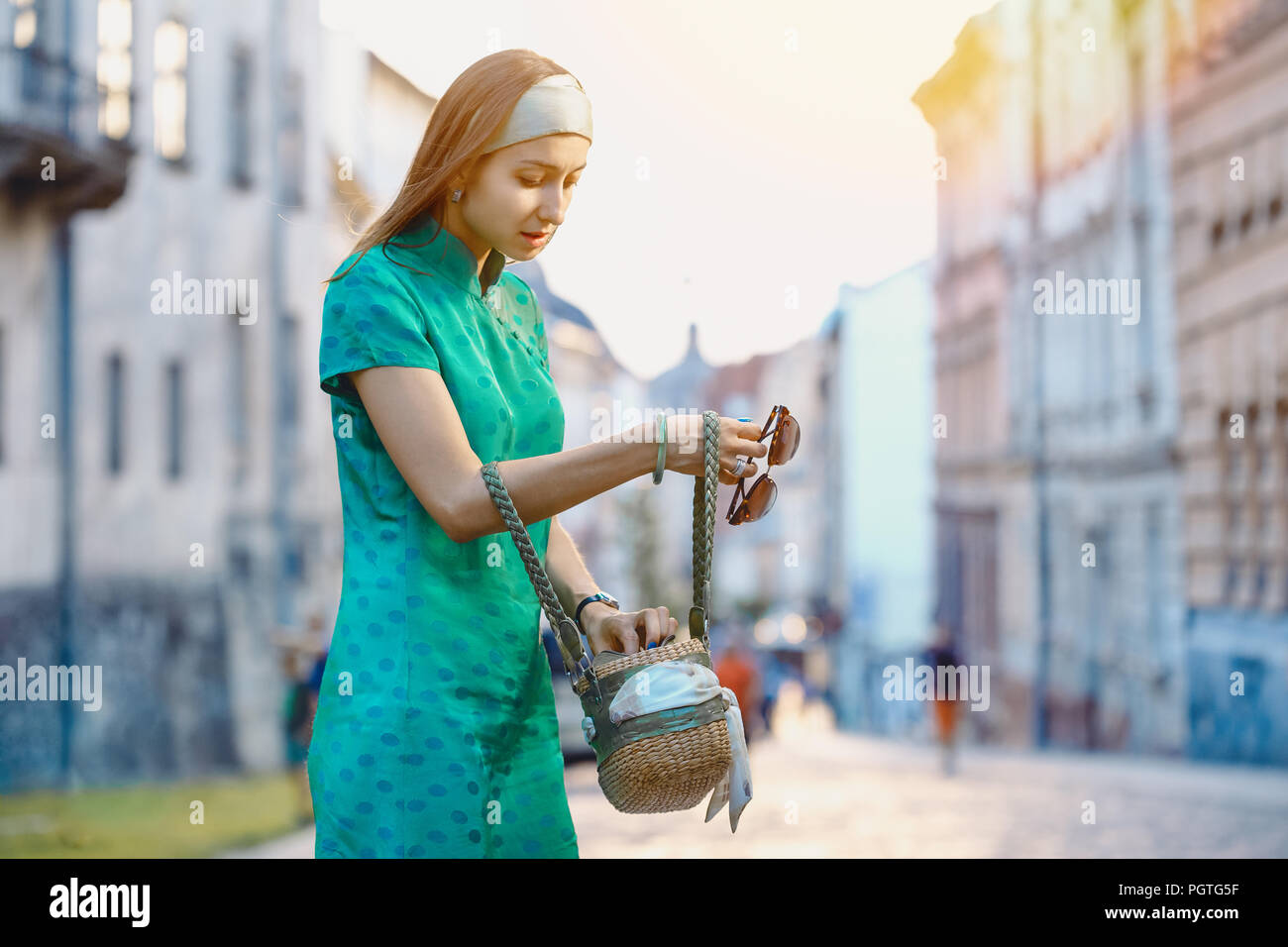 Lady finding hi-res stock photography and images - Alamy