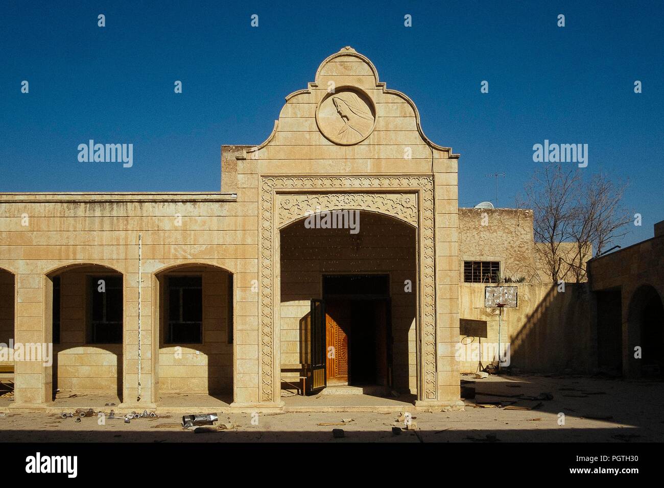 The ruins of the churches in Qaraqosh, the christian city destroyed by ...