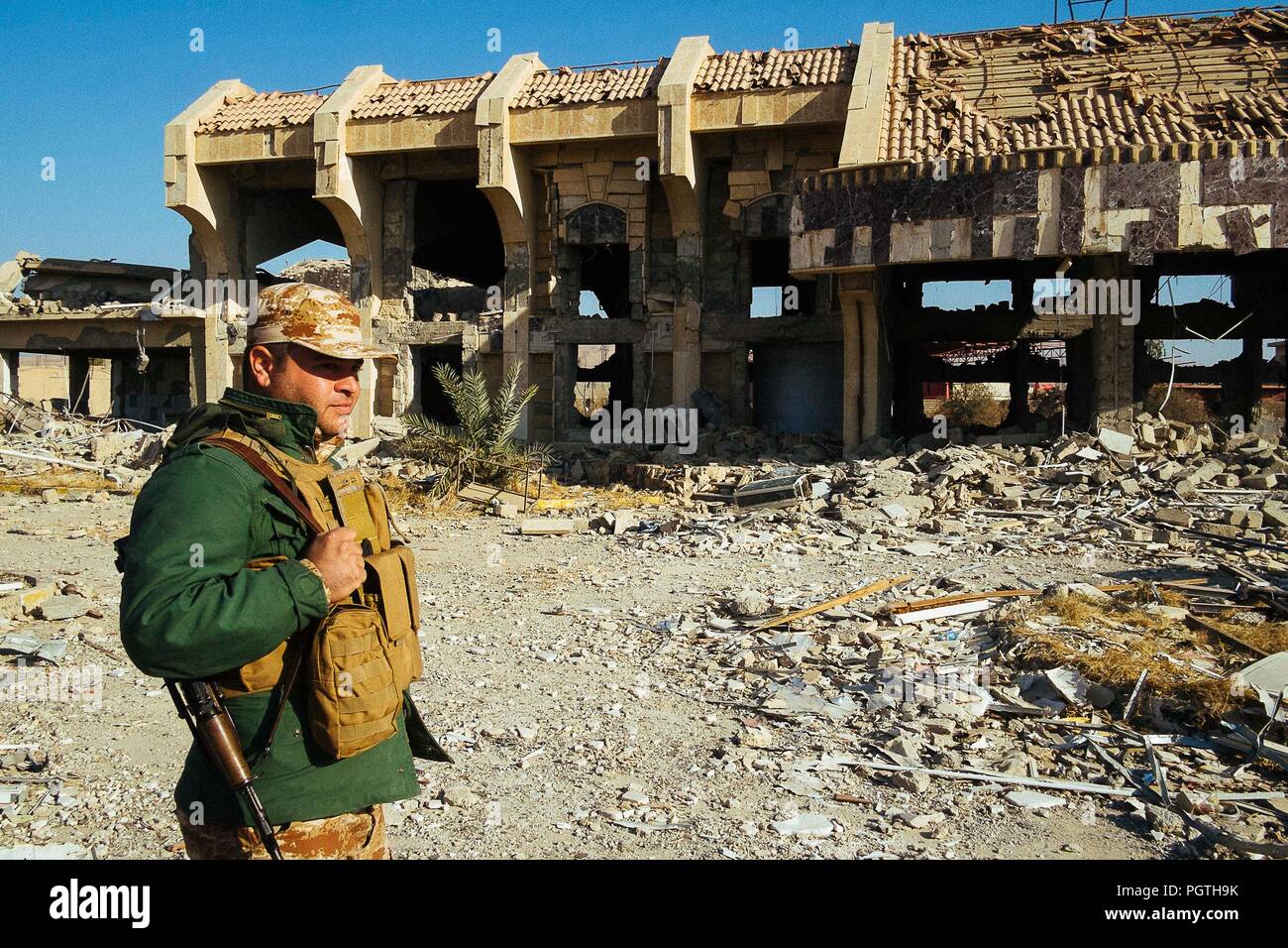The ruins of Qaraqosh the christian city destroyed by ISIS Stock Photo ...