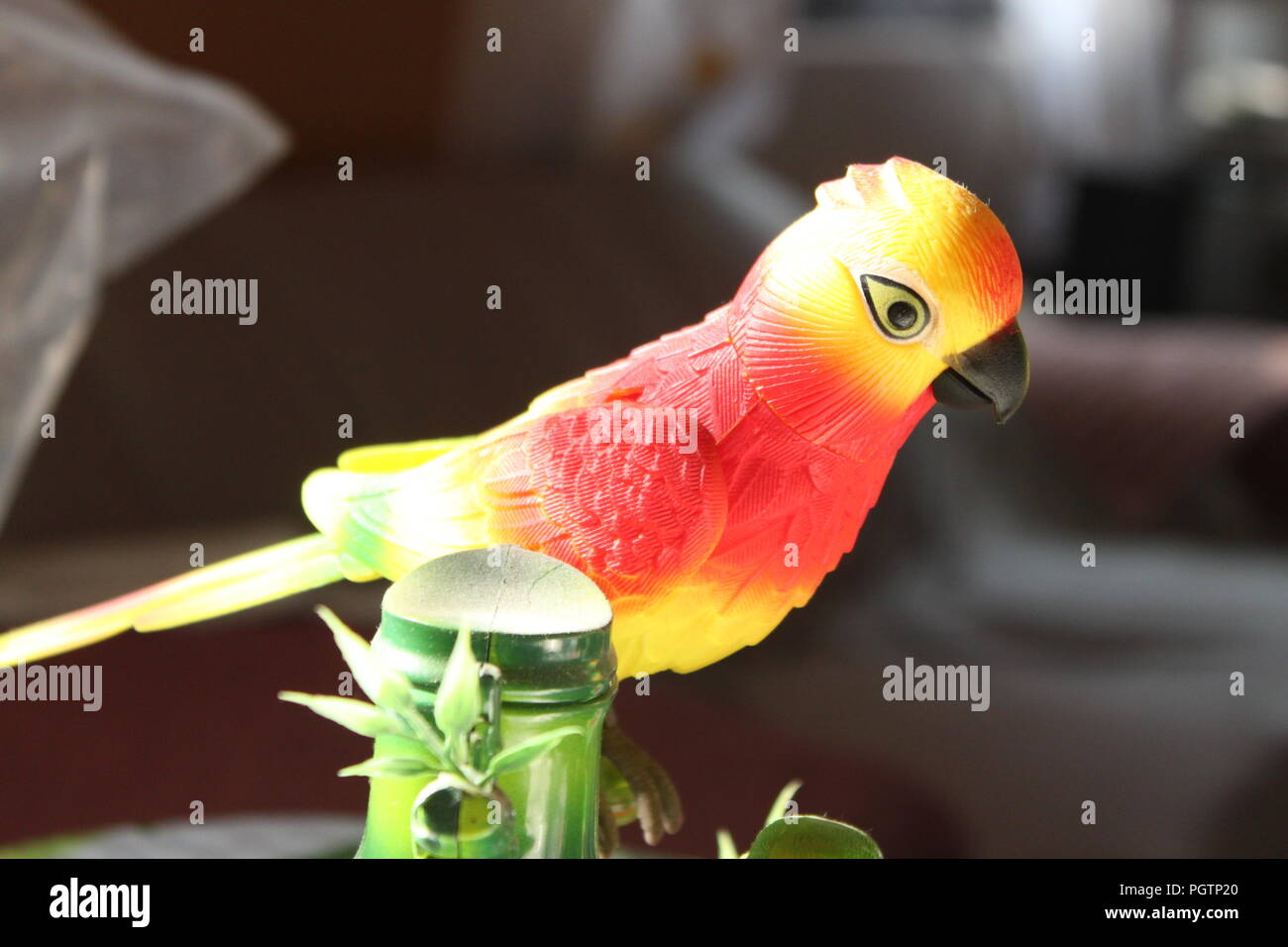 Windup toy hi-res stock photography and images - Alamy