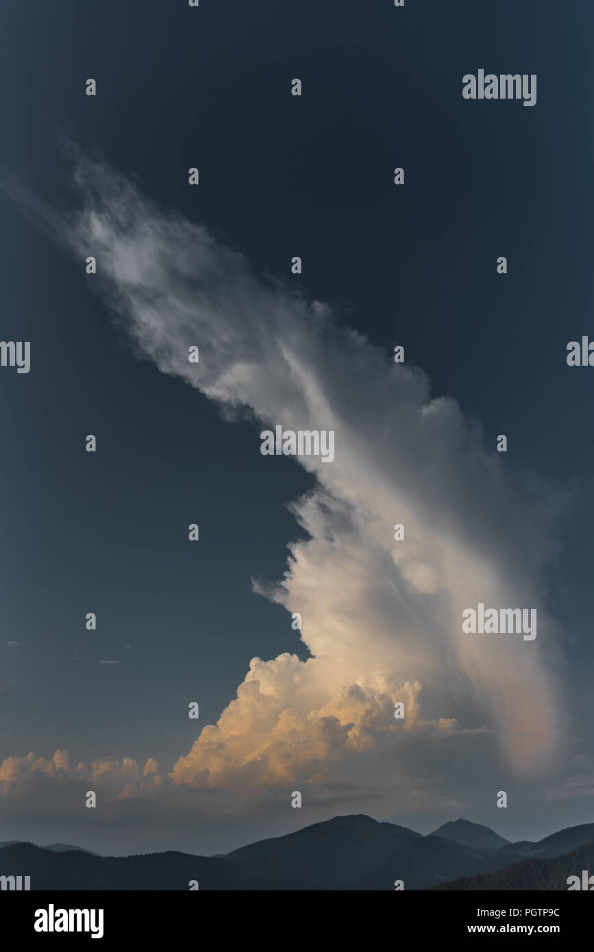 Cyclone mountain hi-res stock photography and images - Alamy