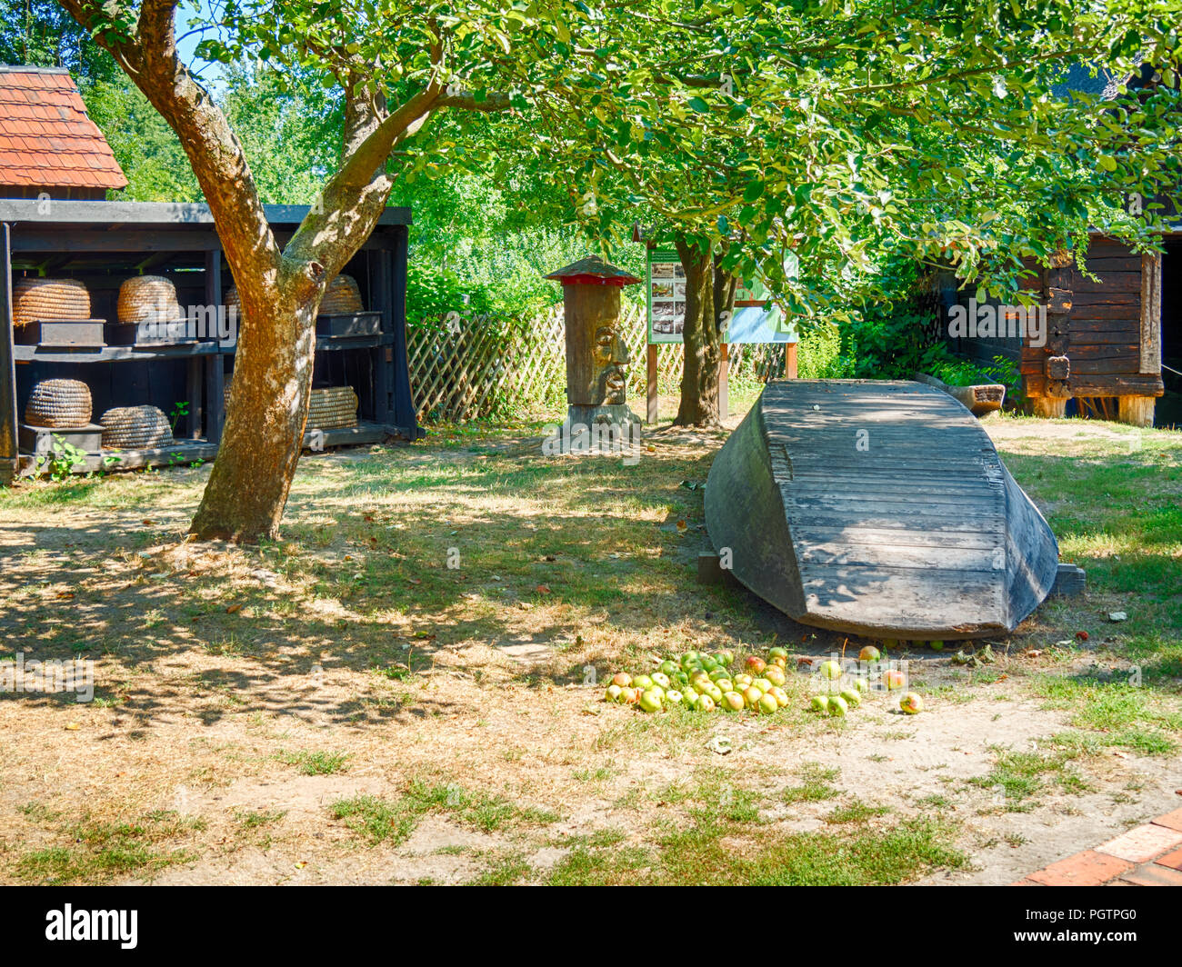 Inverted boat in Open-air museum (Spreewaldmuseum) in Lehde, Spreewald ...