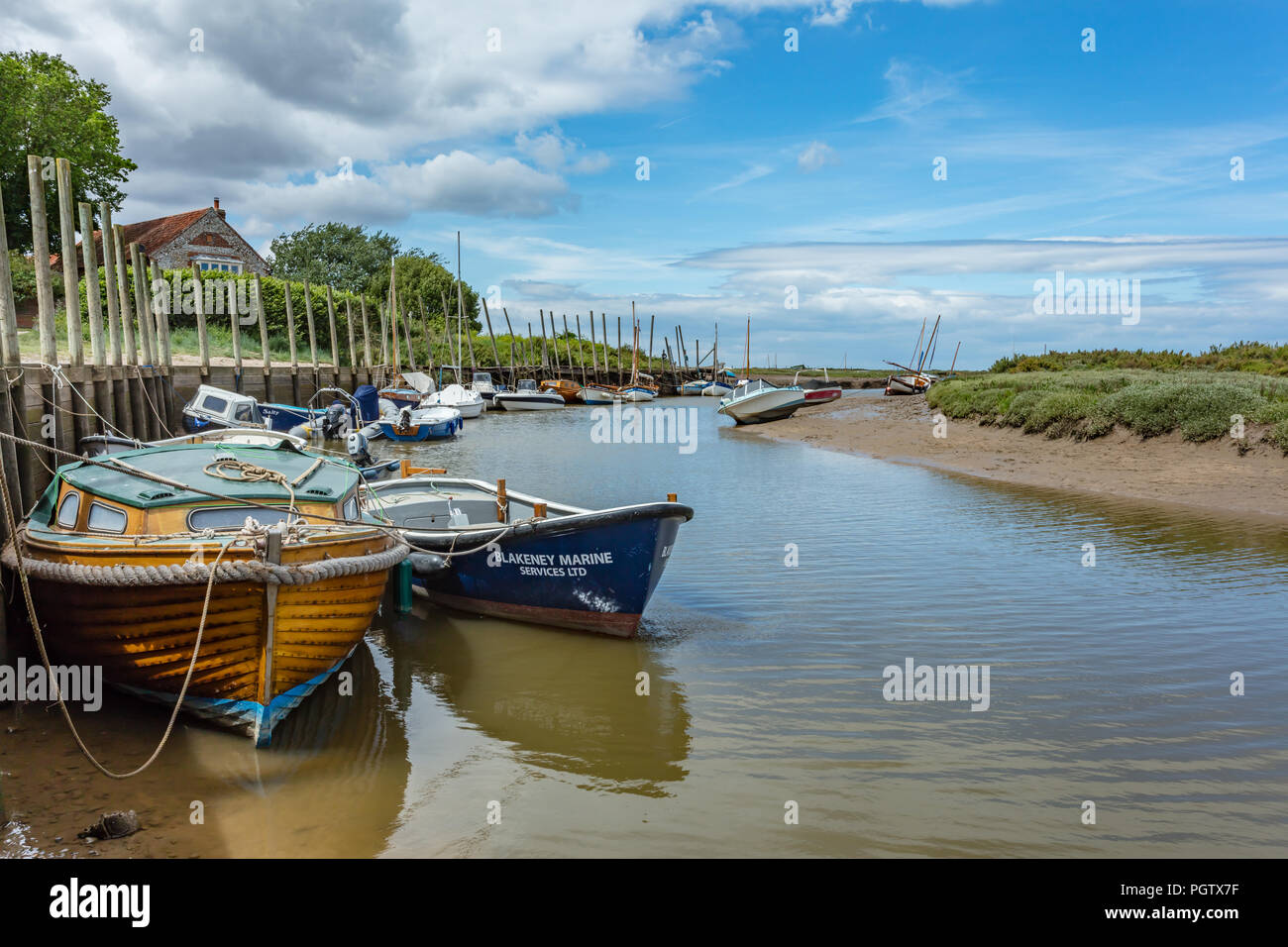 Blakeney point national trust hi-res stock photography and images - Alamy