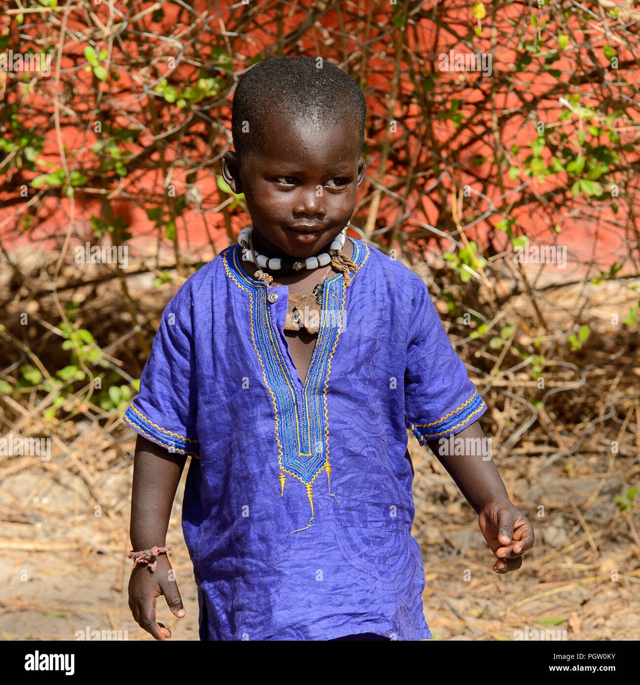 Diola tribe hi-res stock photography and images - Alamy