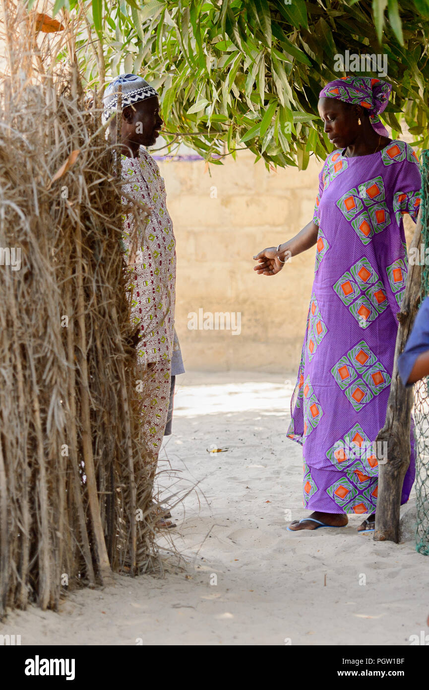 Diola people hi-res stock photography and images - Alamy