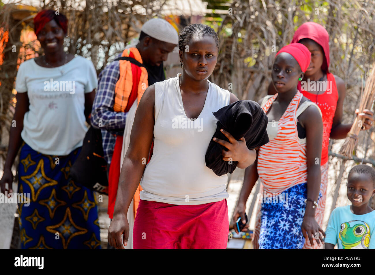 Diola people hi-res stock photography and images - Alamy