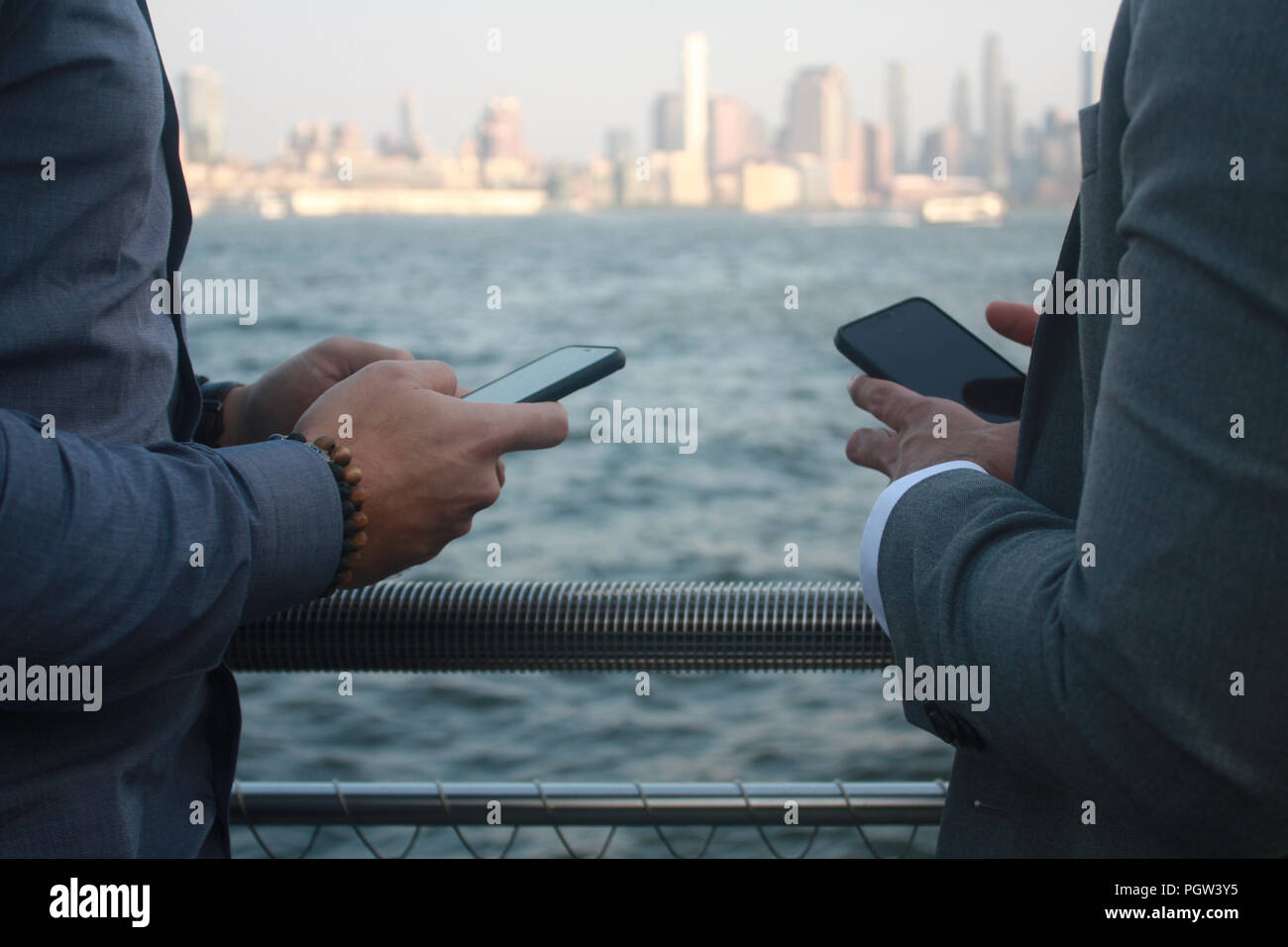 Against nyc hi-res stock photography and images - Alamy