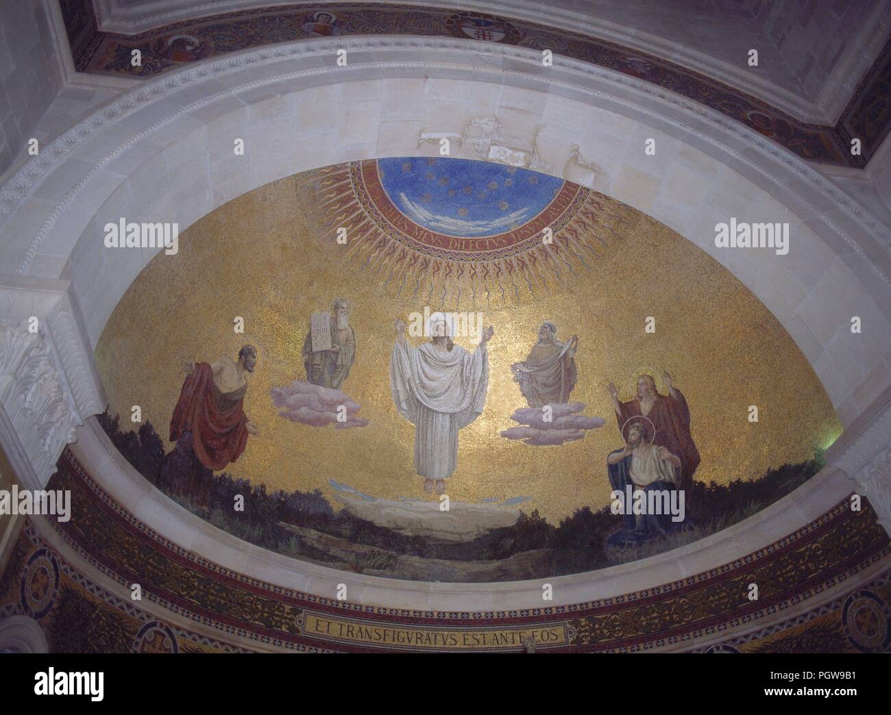 Basilica de la transfiguracion hi-res stock photography and images - Alamy