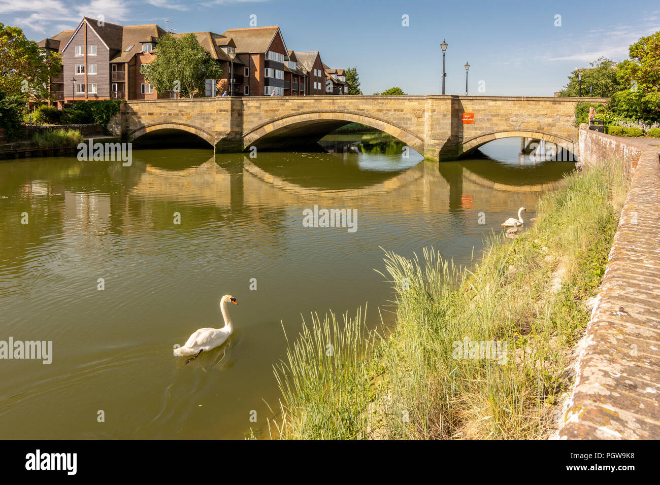 Queen Street Bridge crossing the River Arun - Arundel, West Sussex, UK ...