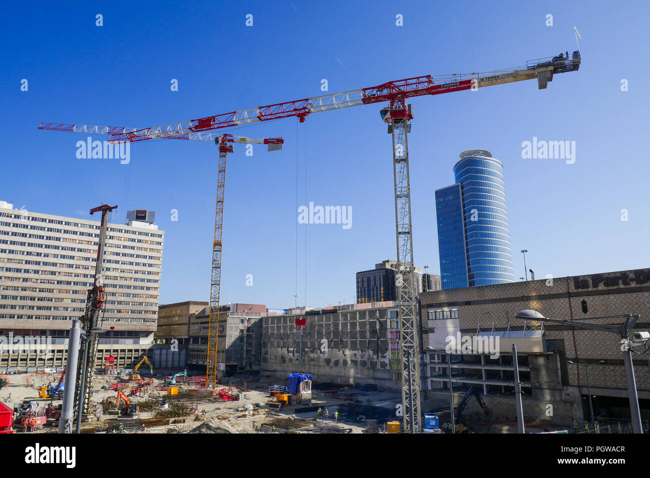Global project of urban re-development: general view of the building ...