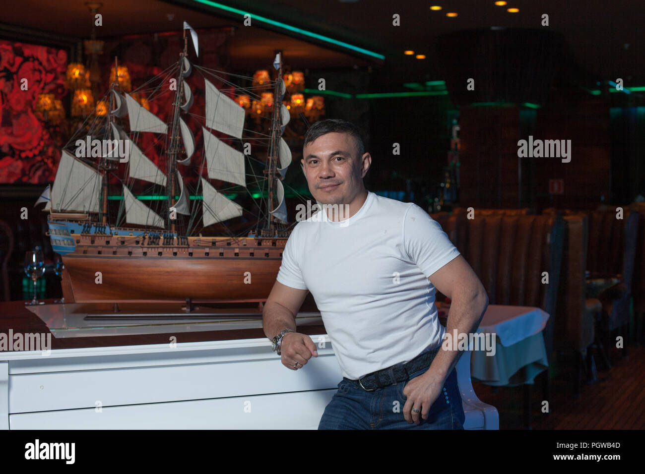 Russian boxer Kostya Tszyu Stock Photo - Alamy