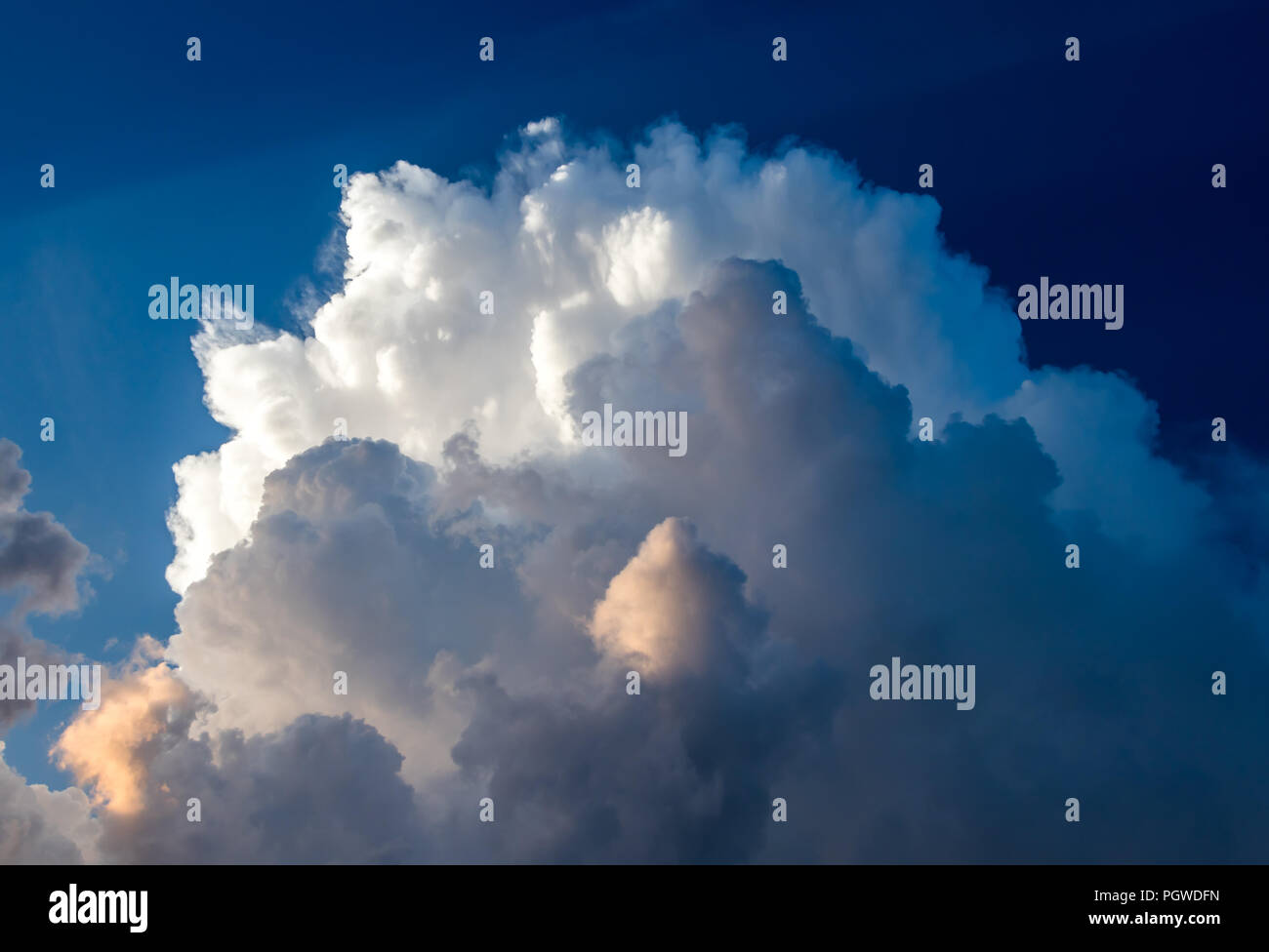 Dramatic sky with light rays Stock Photo - Alamy