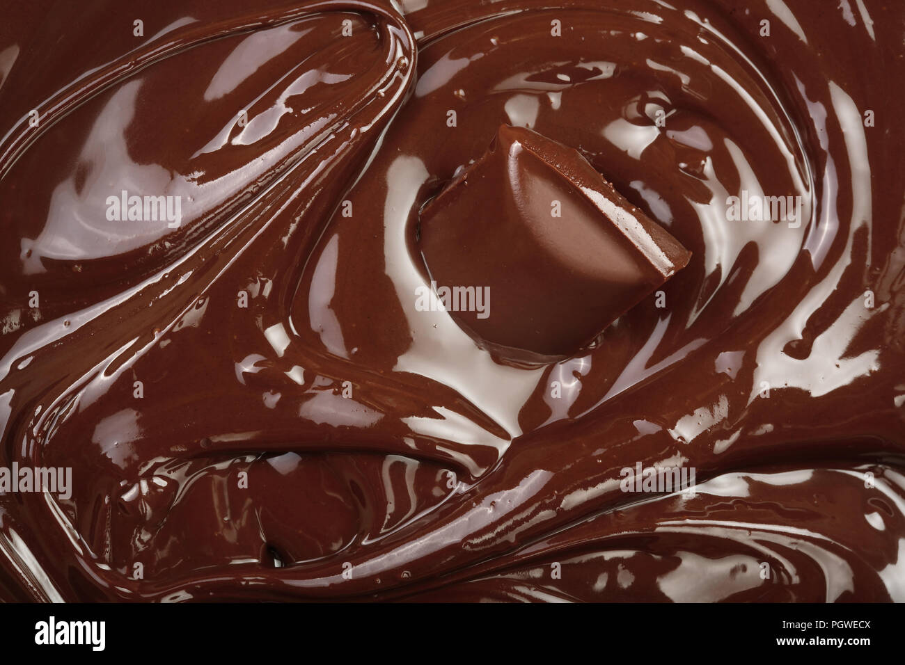 Melted chocolate bar hi-res stock photography and images - Alamy