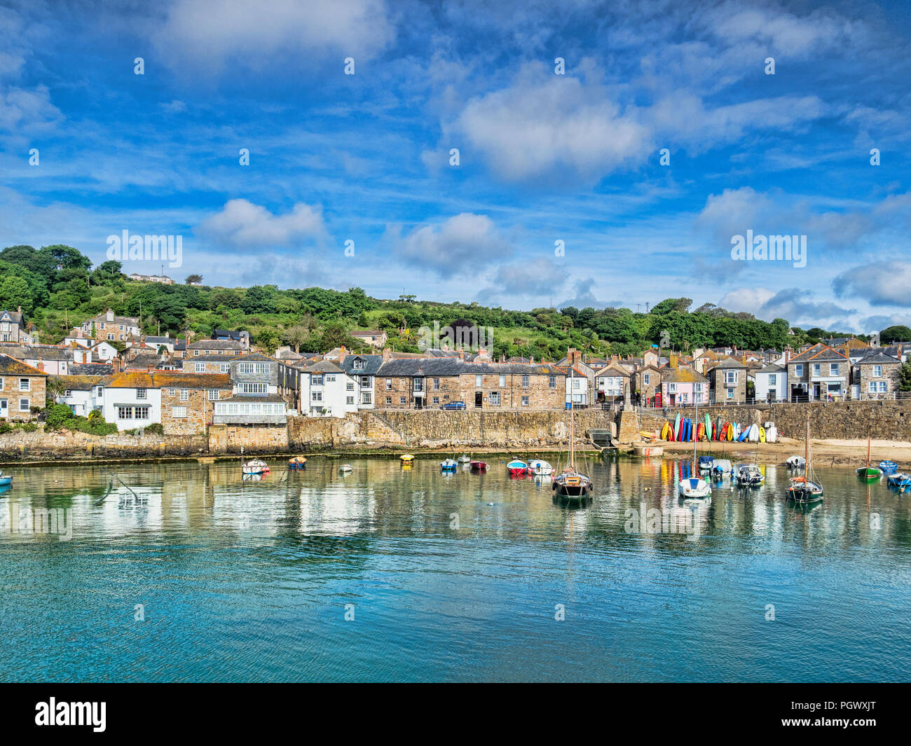 Mousehole hi-res stock photography and images - Alamy