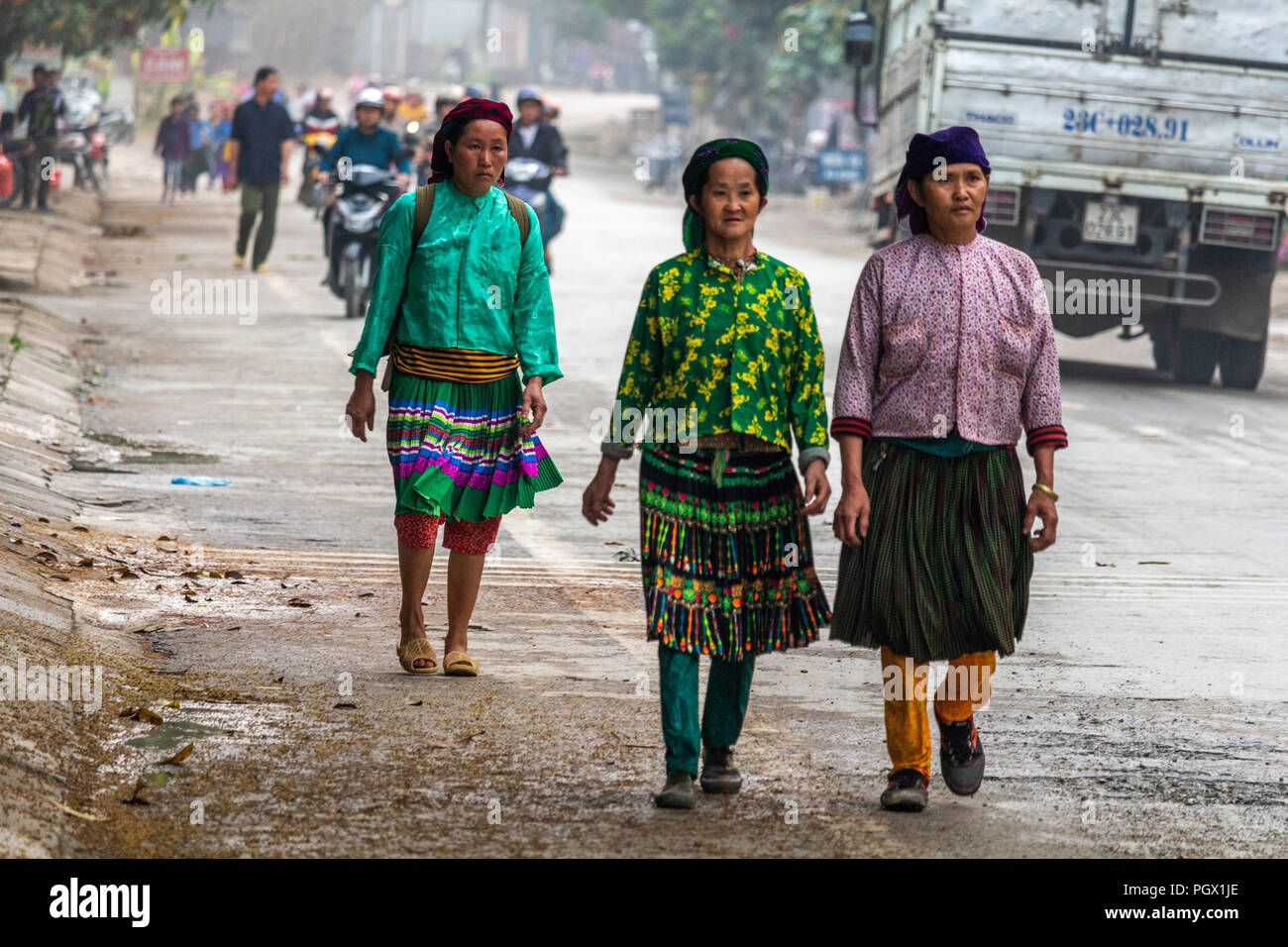Meo mountain tribe hi-res stock photography and images - Alamy