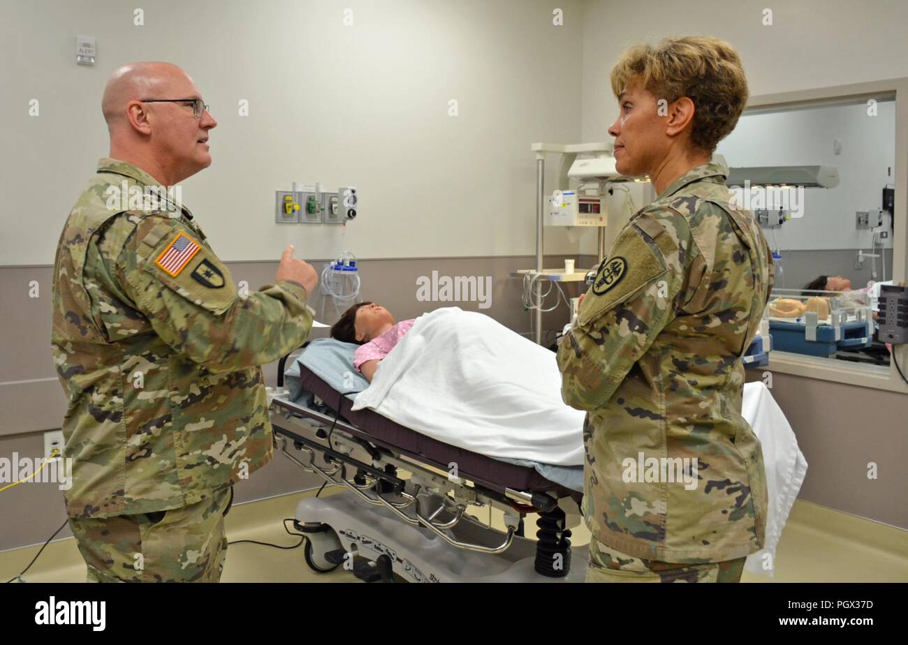 HONOLULU - Col. Dwight Kellicut, left, chief of Vascular Surgery at ...