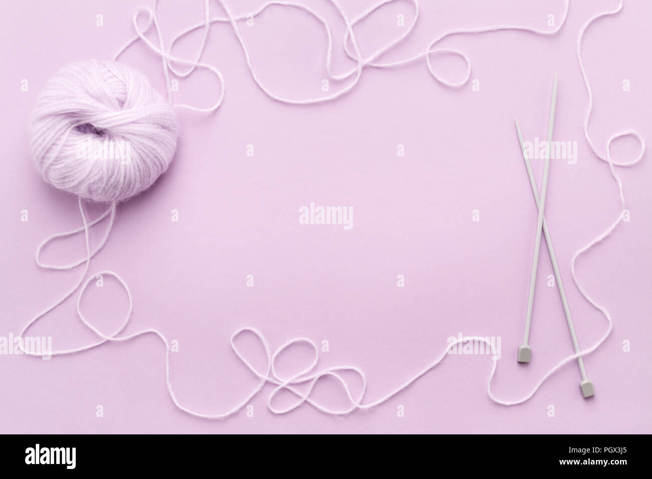 Knitting frame hi-res stock photography and images - Alamy