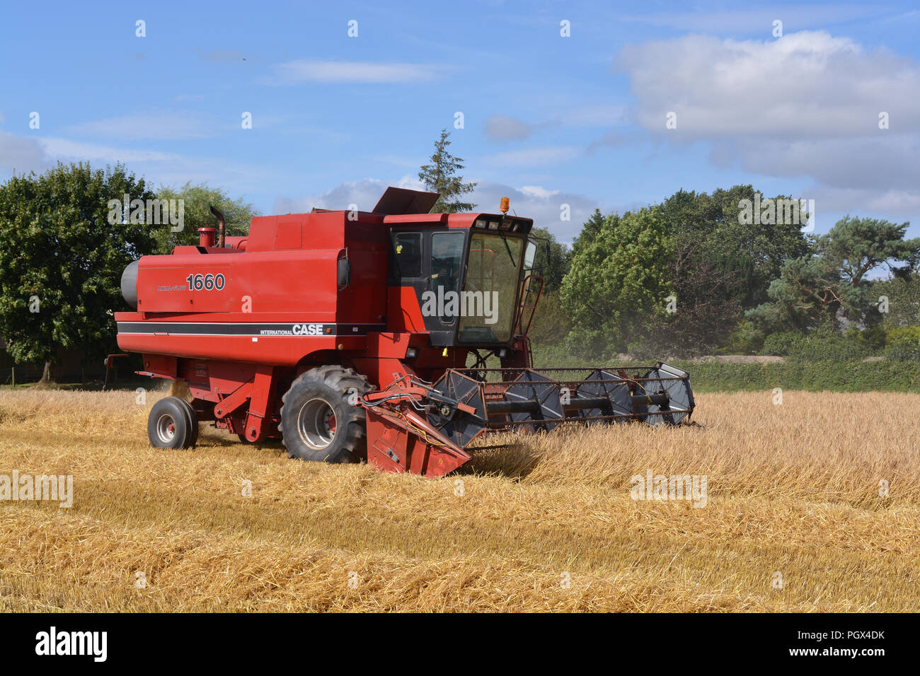 Case International 1660 Combine Harvester Stock Photo - Alamy