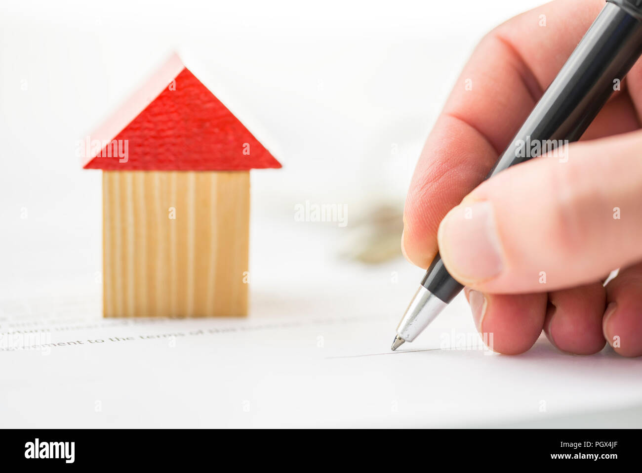 Deed of sale hi-res stock photography and images - Alamy