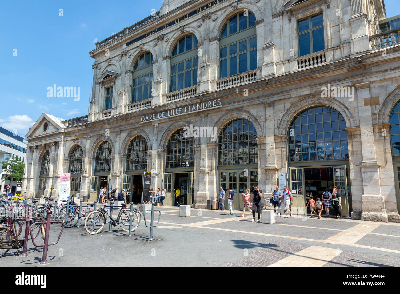 Metro lille hi-res stock photography and images - Alamy