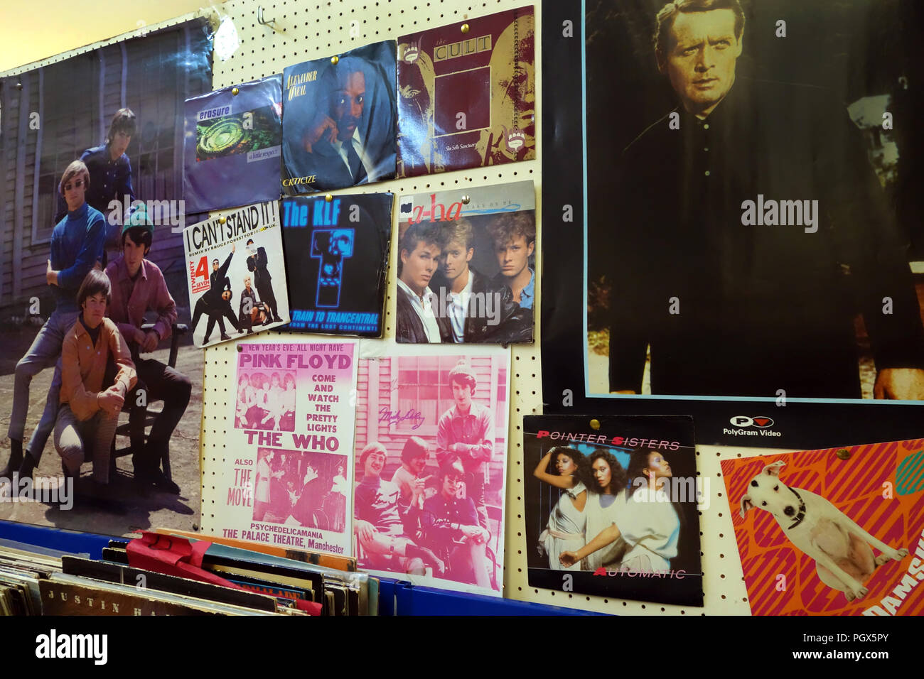 Vector grunge posters hi-res stock photography and images - Alamy