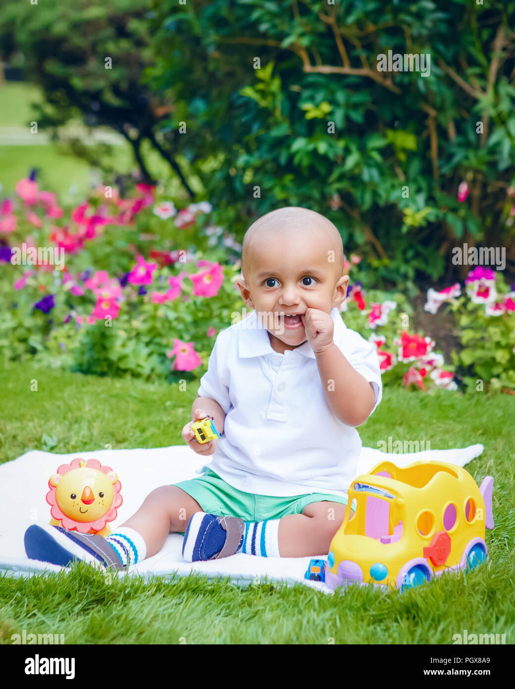 Asian white skin child hi-res stock photography and images - Alamy