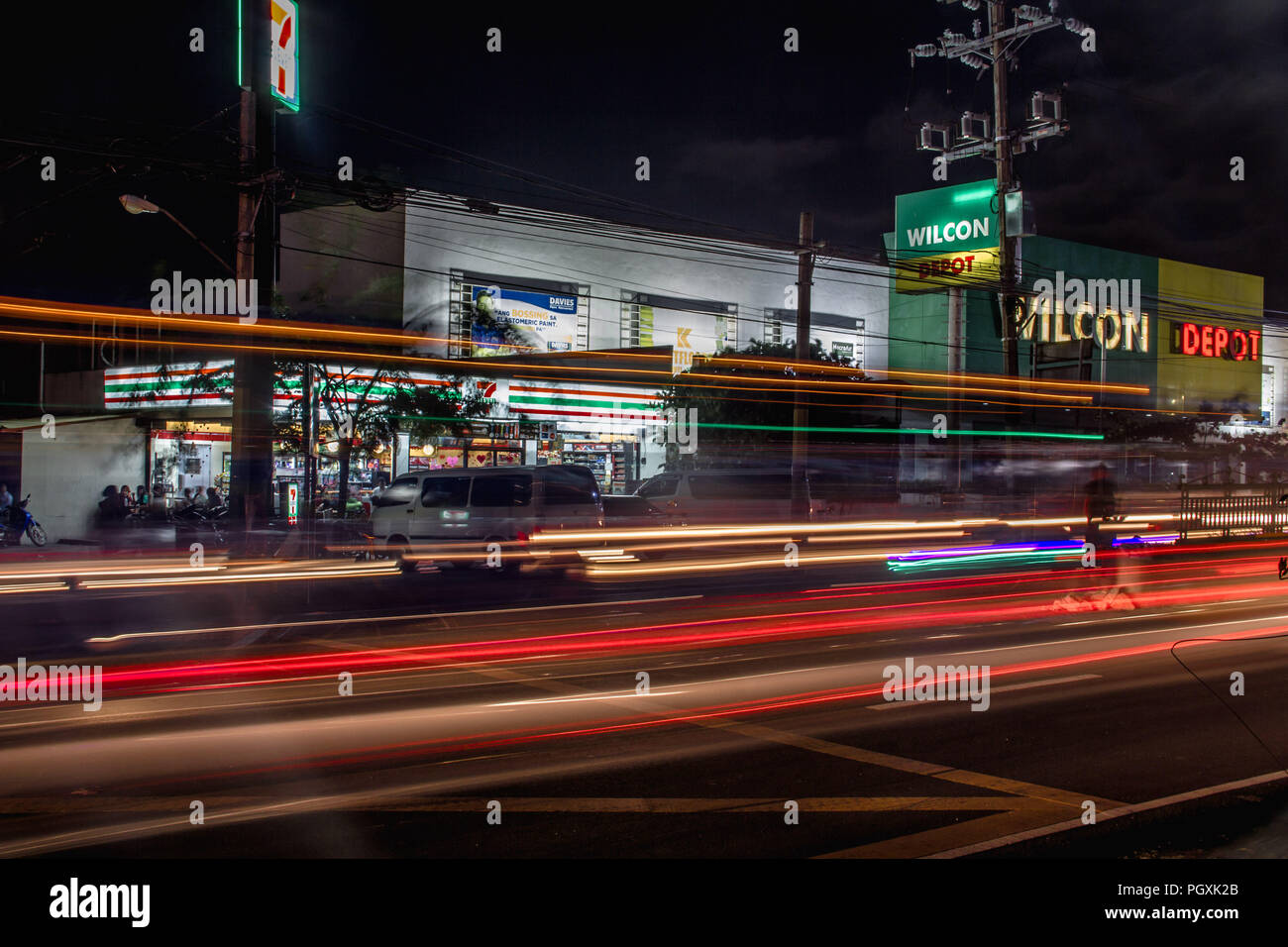 Cars long exposure hi-res stock photography and images - Alamy