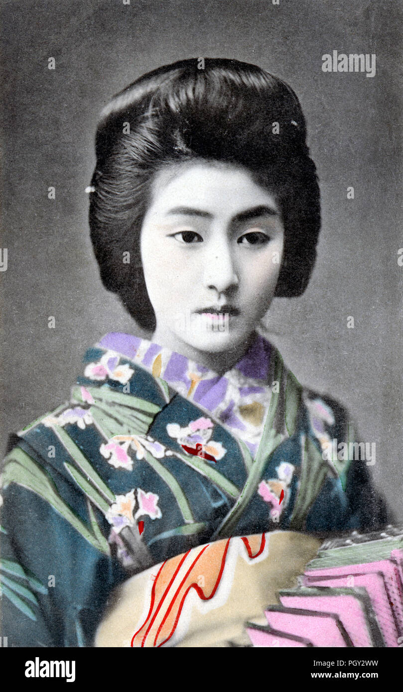 [ 1910s Japan - Famous Geisha Hamayuu ] — The geisha Hamayuu (濱勇) in ...