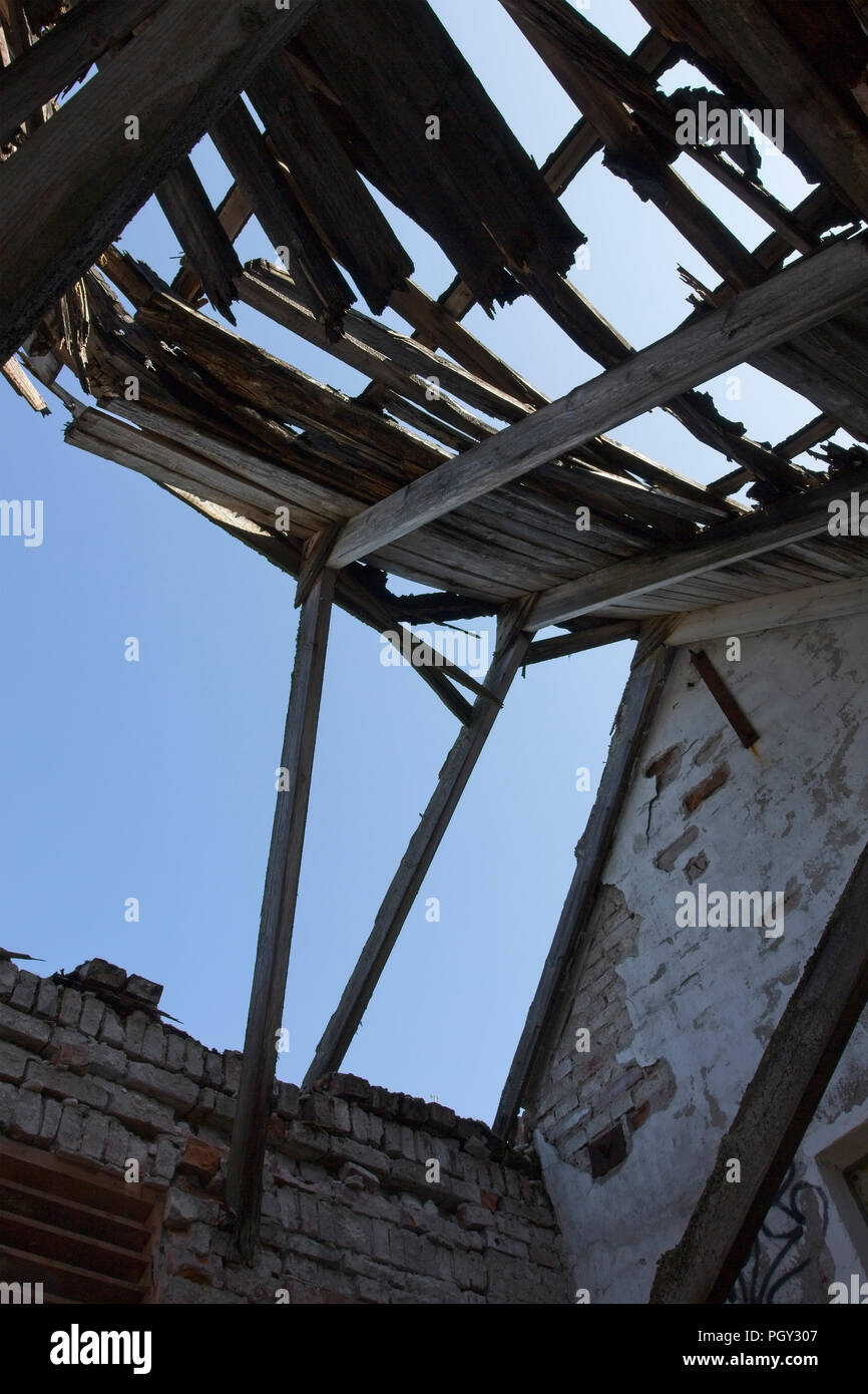 ruined roof of abandoned building Stock Photo - Alamy