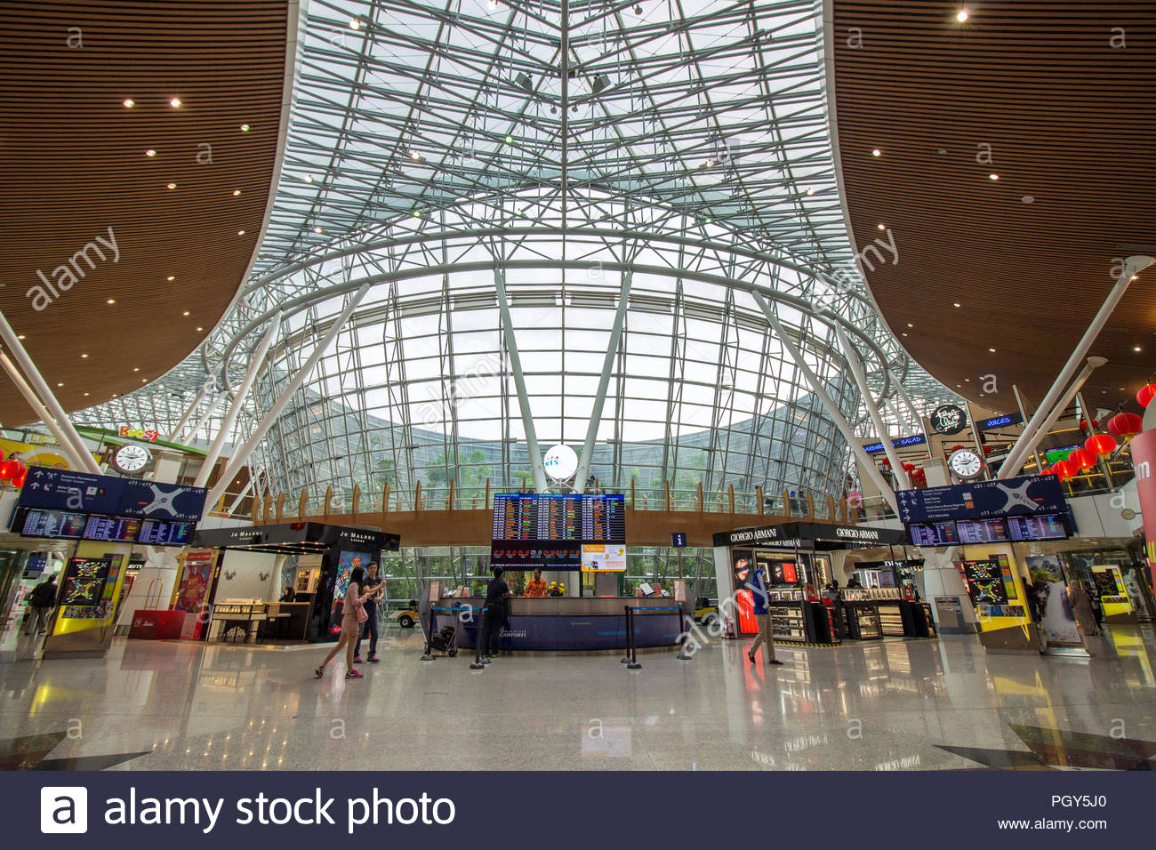 Kuala Lumpur International Airport Klia Sepang Stock Photos & Kuala ...