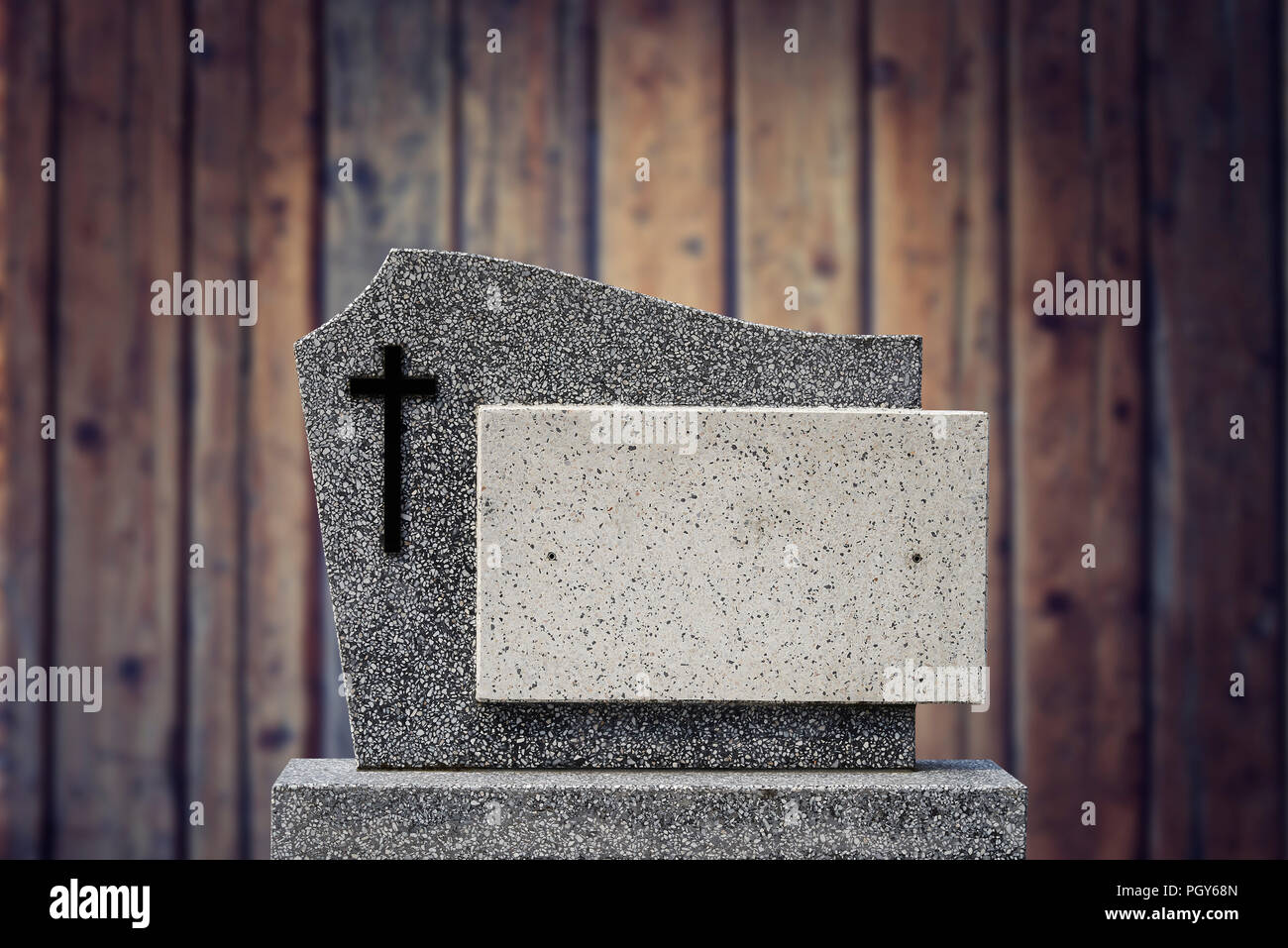 single grave stone cut out (Clipping path Stock Photo - Alamy